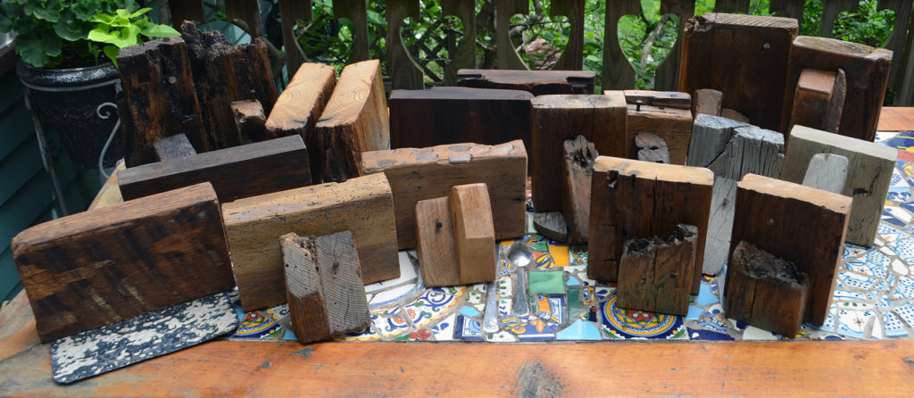 Rustic bookends - Abodeacious